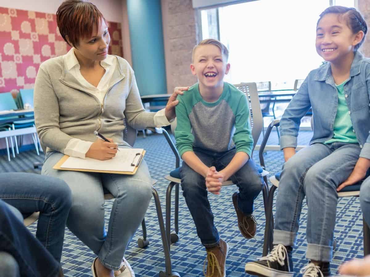 How Restorative Circles Saved My School Year (plus 8 Tips To Make Them ...