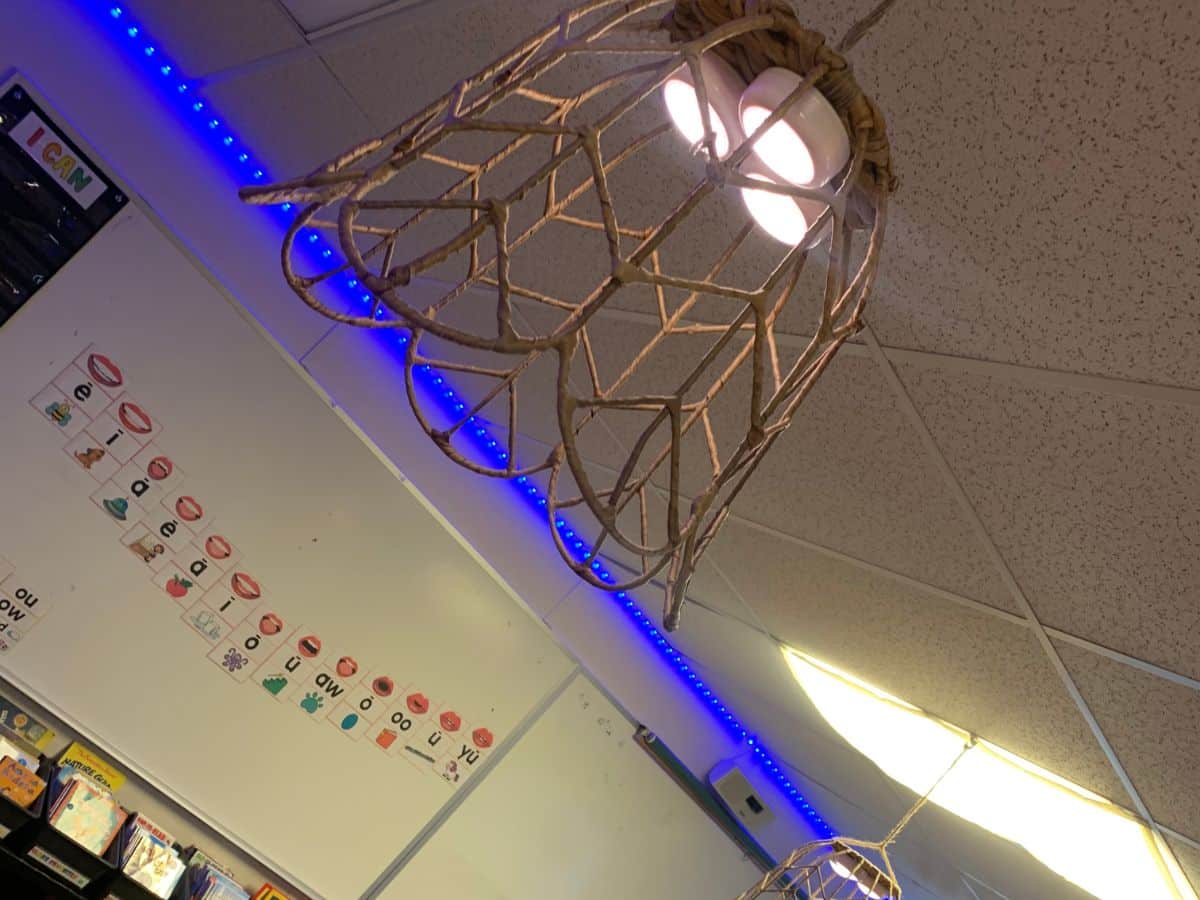 9 Classroom Lighting Ideas For Improved Creativity (and Fewer Headaches ...
